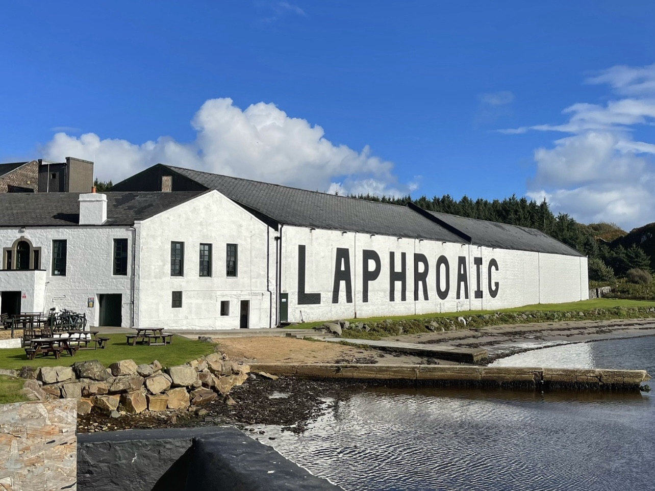 Laphroaig Oak Select - A Scot on Scotch